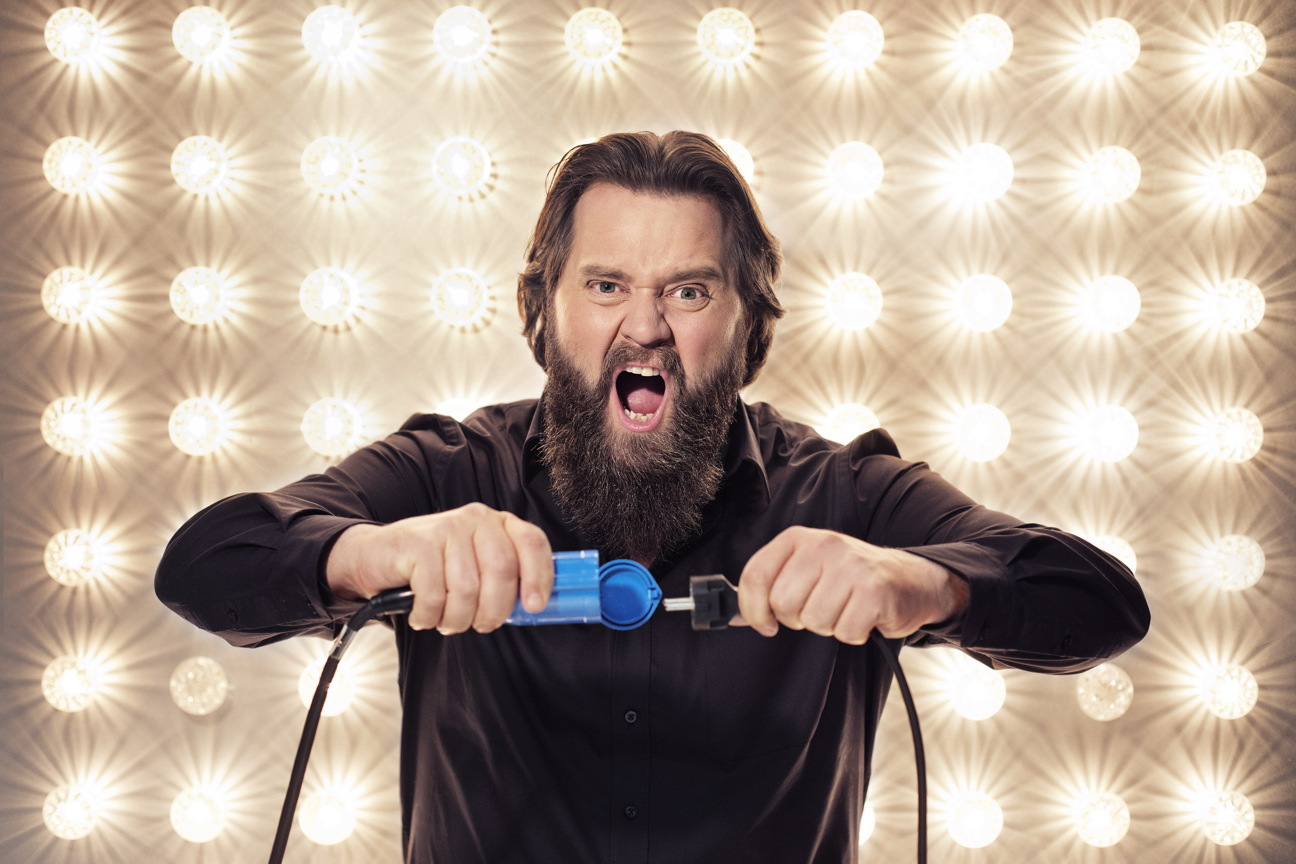 Typisch Mann! Antoine Monot, Jr. wird ab Freitag, 14. April 2017, in ...