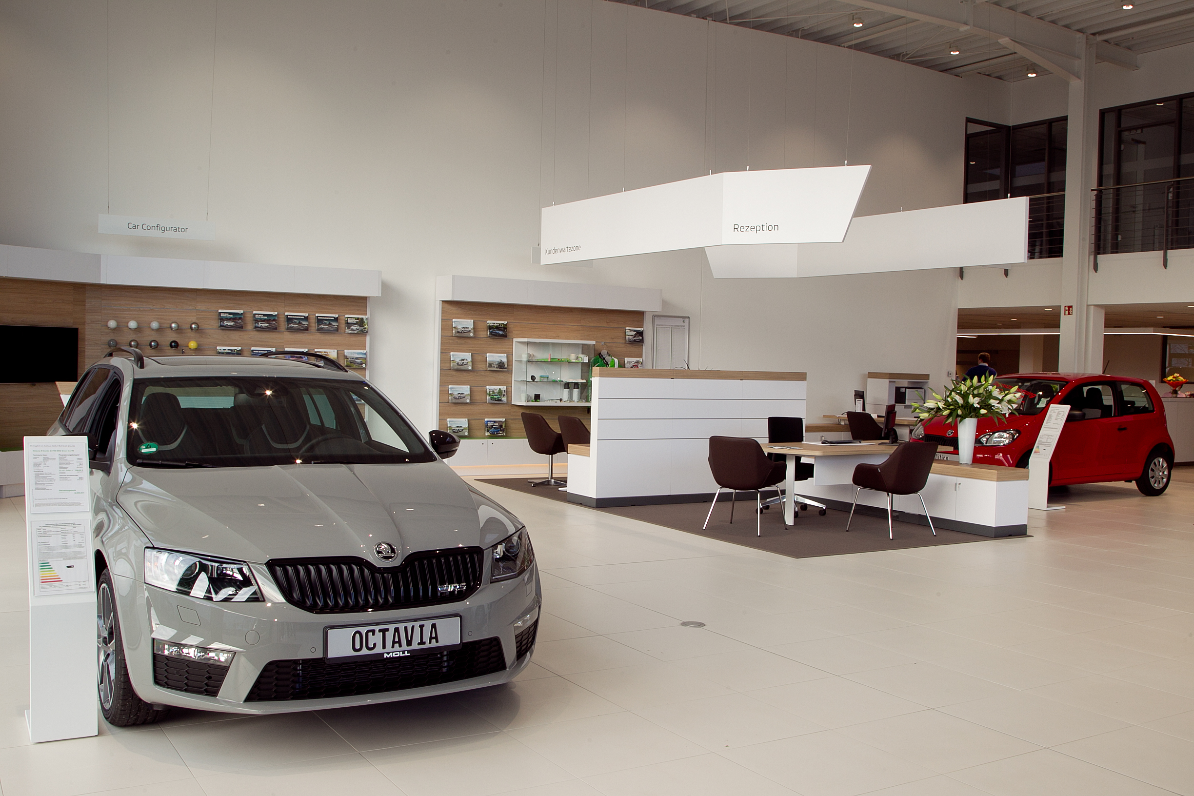 Umstellung der SKODA Händler auf neues Corporate Design bundesweit voll ...