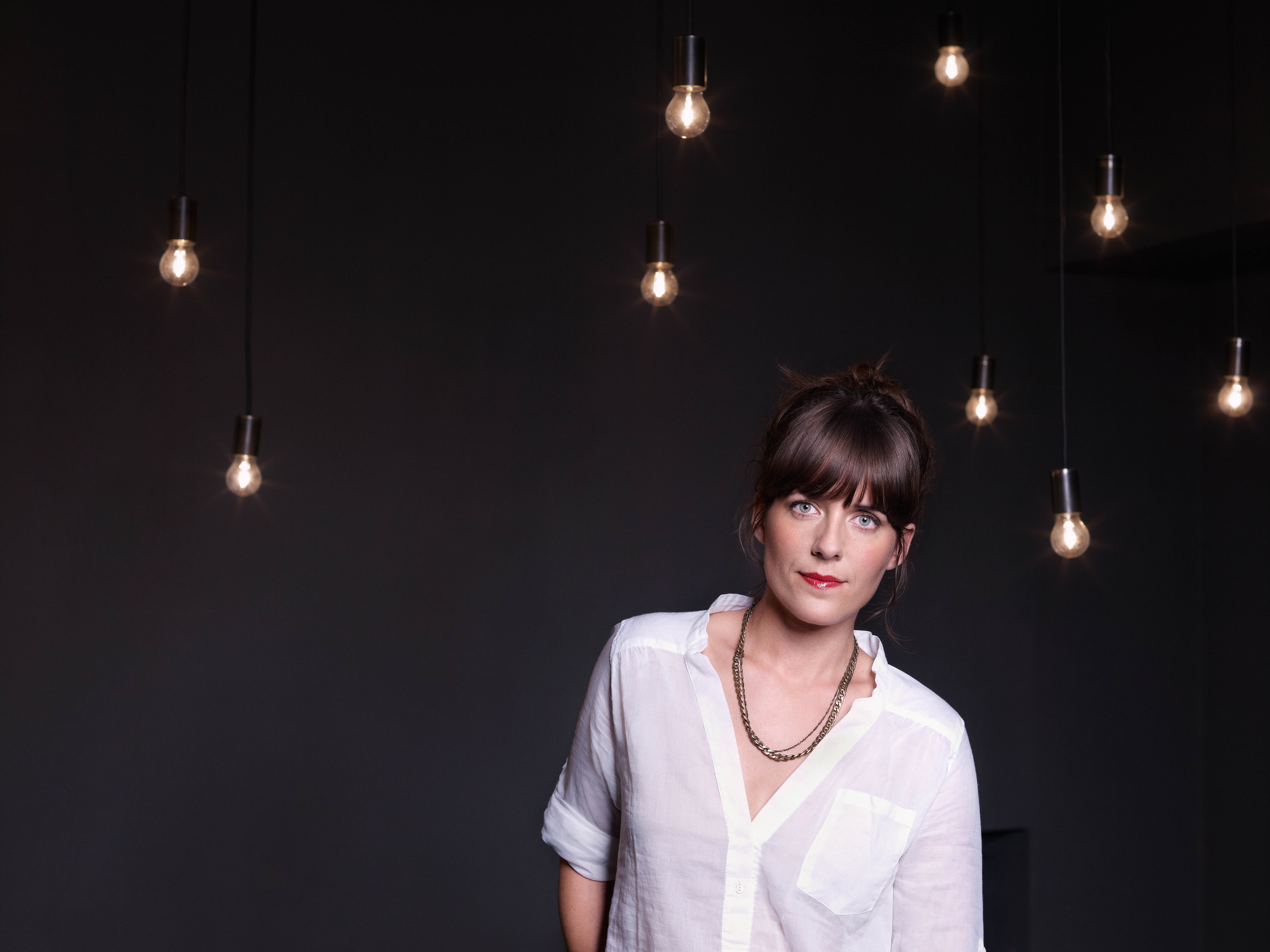 Sarah Kuttner pellt sich ein Ei drauf ... / Neue Folgen "Kuttner plus ...