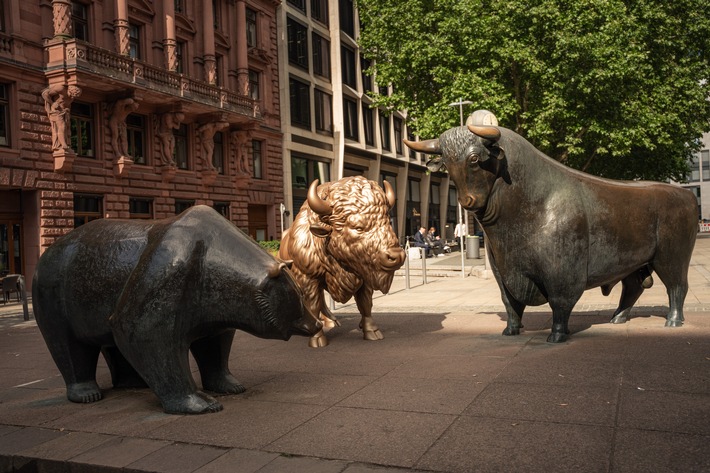 BISON setzt neues Symbol am Frankfurter Börsenplatz | Presseportal
