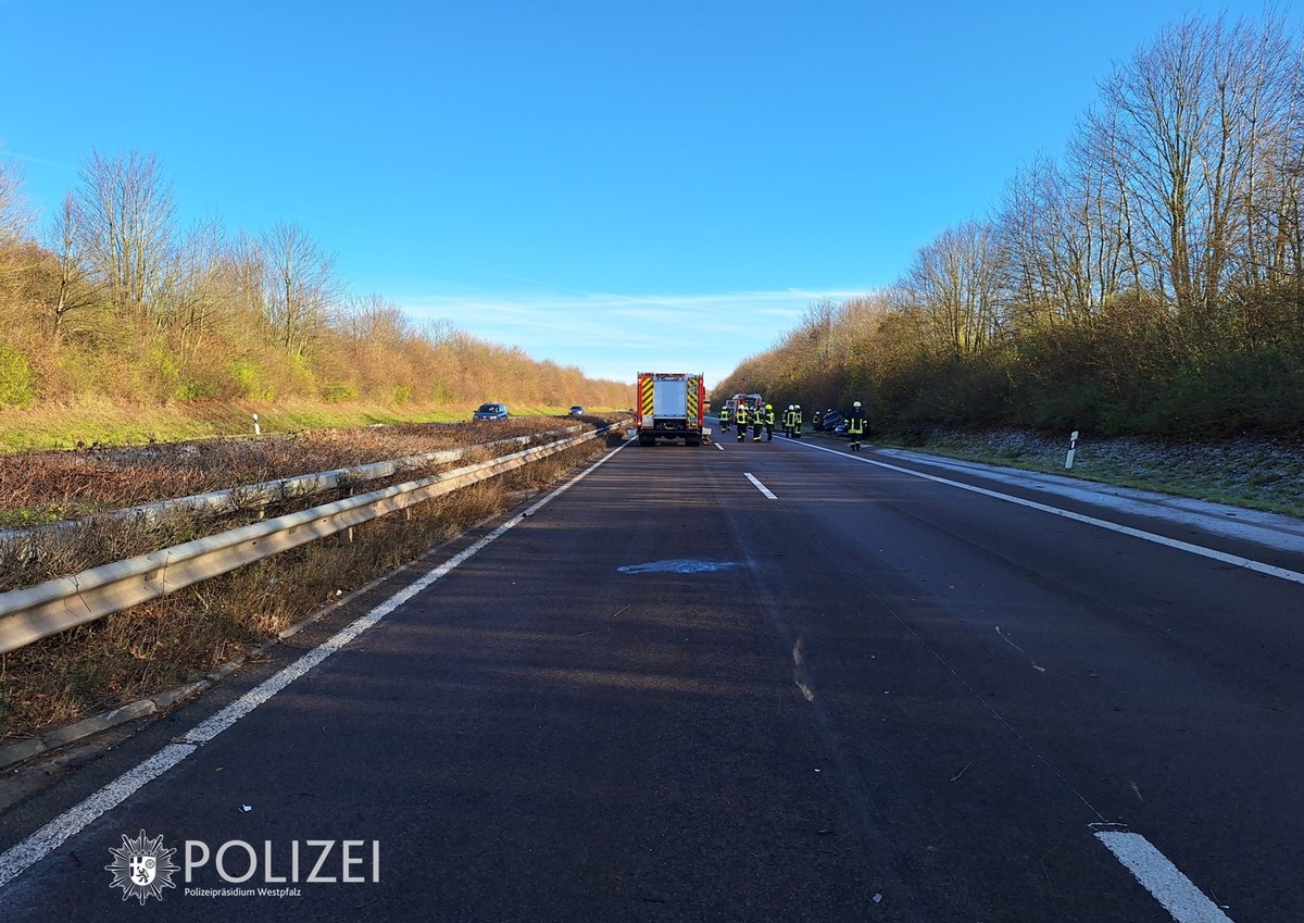 POL-PDPS: Schwerer Verkehrsunfall auf der Autobahn | Presseportal